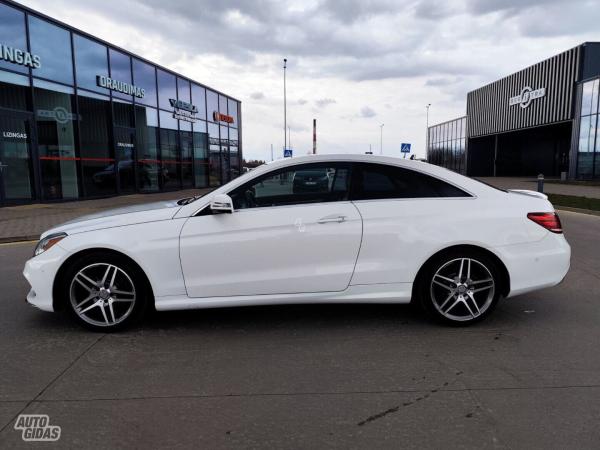 White Mercedes-Benz E 350 2014 in Siauliai, with an engine capacity of 3.50 L and mileage of 127 thousand km for 12800 €, photo 8 on AUTOMOTO.COM.LV