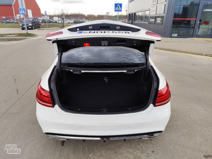 Balts Mercedes-Benz E 350 2014 Šauļi, ar dzinēja tilpumu 3.50 L un nobraukumu 127 tūkst. km par 12800 €, foto 30 vietnē AUTOMOTO.COM.LV