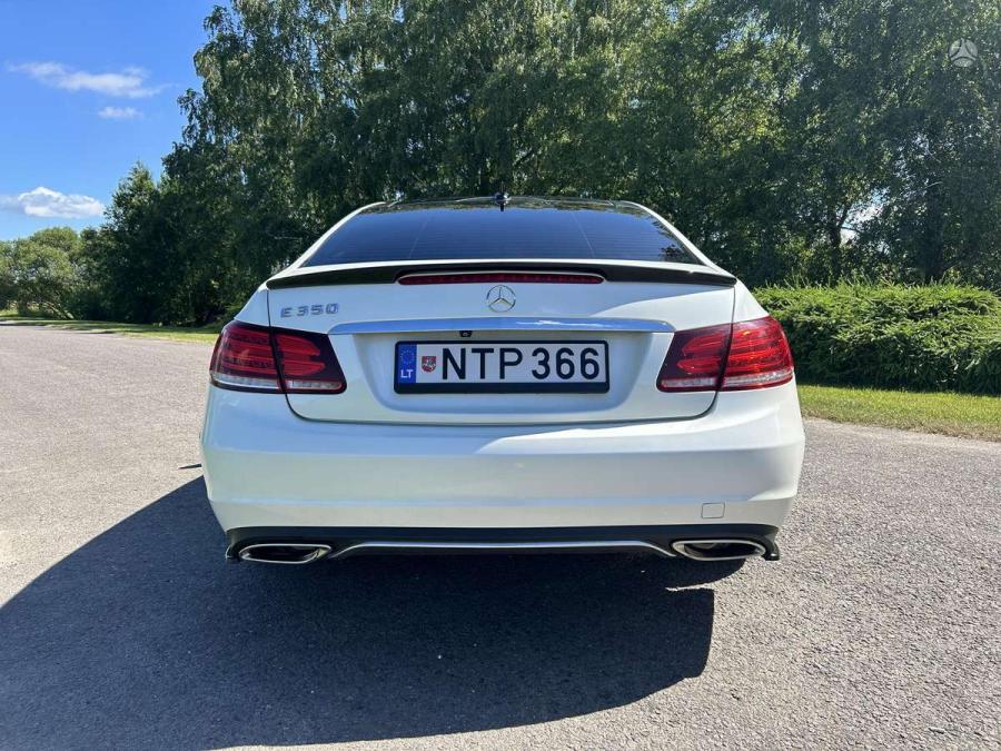Balts Mercedes-Benz E 350 2014 Plungė, ar dzinēja tilpumu 3.50 L un nobraukumu 122 tūkst. km par 13500 €, foto 7 vietnē AUTOMOTO.COM.LV