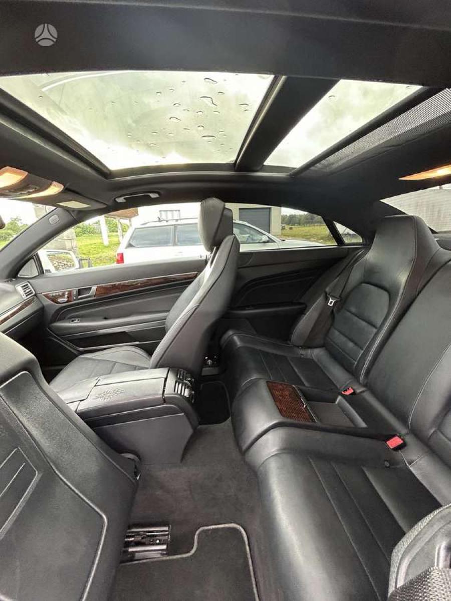 Balts Mercedes-Benz E 350 2014 Plungė, ar dzinēja tilpumu 3.50 L un nobraukumu 122 tūkst. km par 13500 €, foto 12 vietnē AUTOMOTO.COM.LV