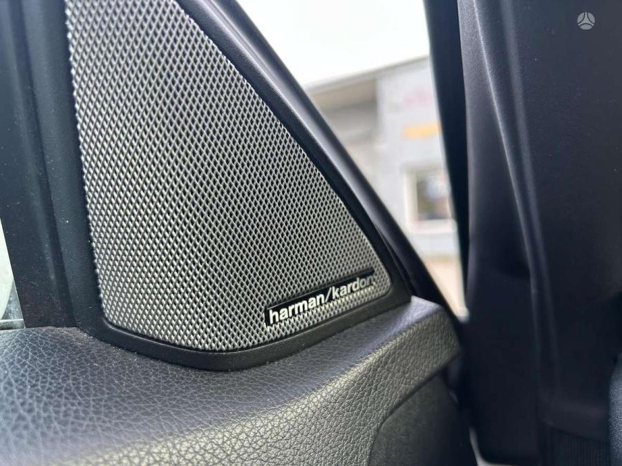 Balts Mercedes-Benz E 350 2014 Plungė, ar dzinēja tilpumu 3.50 L un nobraukumu 122 tūkst. km par 13500 €, foto 16 vietnē AUTOMOTO.COM.LV