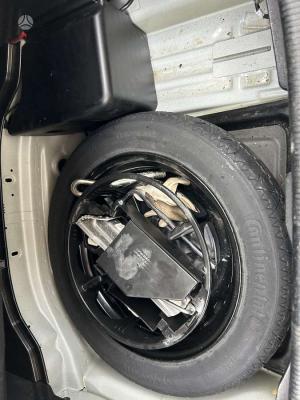 Balts Mercedes-Benz E 350 2014 Plungė, ar dzinēja tilpumu 3.50 L un nobraukumu 122 tūkst. km par 13500 €, foto 19 vietnē AUTOMOTO.COM.LV