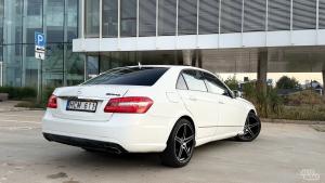 Balts Mercedes-Benz E 350 2010 Viļņa, ar dzinēja tilpumu 3.00 L un nobraukumu 289 tūkst. km par 8400 €, foto 7 vietnē AUTOMOTO.COM.LV