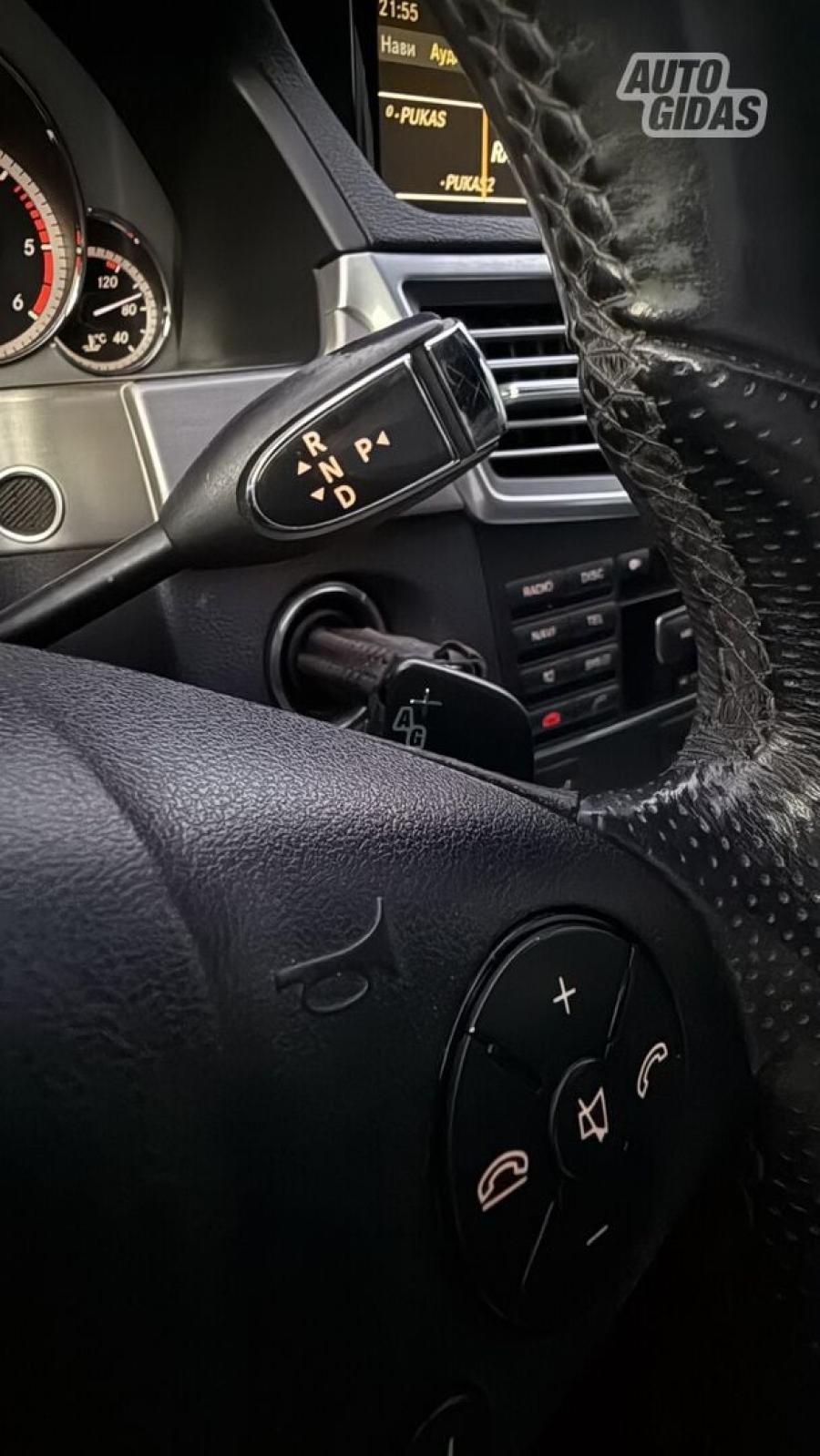 Balts Mercedes-Benz E 350 2010 Viļņa, ar dzinēja tilpumu 3.00 L un nobraukumu 289 tūkst. km par 8400 €, foto 15 vietnē AUTOMOTO.COM.LV