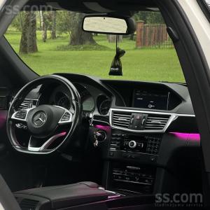 White Mercedes-Benz E 350 2010 in Dobele, with an engine capacity of 3.00 L and mileage of 365 thousand km for 7550 €, photo 7 on AUTOMOTO.COM.LV