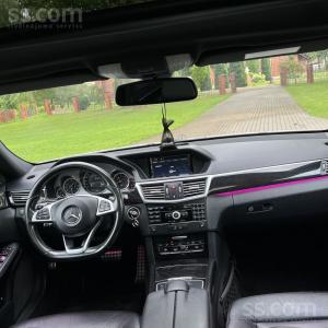 White Mercedes-Benz E 350 2010 in Dobele, with an engine capacity of 3.00 L and mileage of 365 thousand km for 7550 €, photo 11 on AUTOMOTO.COM.LV