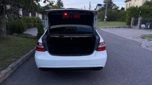 White Mercedes-Benz E 350 2010 in Vilnius, with an engine capacity of 2.99 L and mileage of 270 thousand km for 6950 €, photo 27 on AUTOMOTO.COM.LV