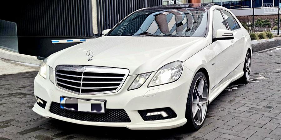White Mercedes-Benz E 350 2011 in Vilnius, with an engine capacity of 3.00 L and mileage of 300 thousand km for 7700 €, photo 1 on AUTOMOTO.COM.LV