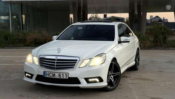 White Mercedes-Benz E 350 2011 in Vilnius, with an engine capacity of 2.99 L and mileage of 280 thousand km for 6950 €, photo 3 on AUTOMOTO.COM.LV