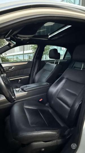 Balts Mercedes-Benz E 350 2011 Viļņa, ar dzinēja tilpumu 2.99 L un nobraukumu 280 tūkst. km par 6950 €, foto 18 vietnē AUTOMOTO.COM.LV