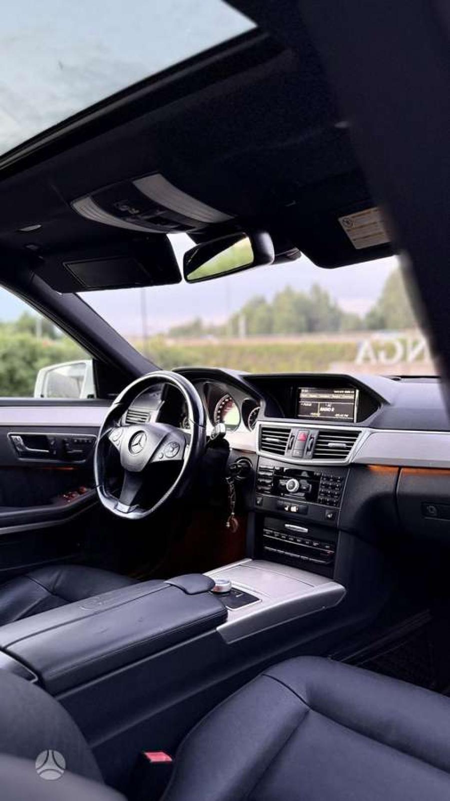 Balts Mercedes-Benz E 350 2011 Viļņa, ar dzinēja tilpumu 2.99 L un nobraukumu 280 tūkst. km par 6950 €, foto 23 vietnē AUTOMOTO.COM.LV
