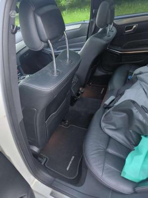 White Mercedes-Benz E 350 2014 in Kaunas, with an engine capacity of 2.99 L and mileage of 308 thousand km for 9000 €, photo 11 on AUTOMOTO.COM.LV
