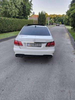 White Mercedes-Benz E 350 2014 in Kaunas, with an engine capacity of 2.99 L and mileage of 308 thousand km for 9000 €, photo 14 on AUTOMOTO.COM.LV