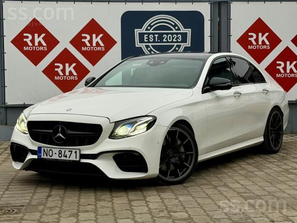 White Mercedes-Benz E 350 2016 in Jelgava, with an engine capacity of 3.00 L and mileage of 279 thousand km for 29900 €, photo 1 on AUTOMOTO.COM.LV