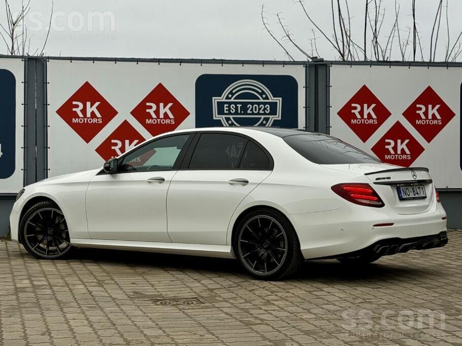 Balts Mercedes-Benz E 350 2016 Jelgava, ar dzinēja tilpumu 3.00 L un nobraukumu 279 tūkst. km par 29900 €, foto 10 vietnē AUTOMOTO.COM.LV