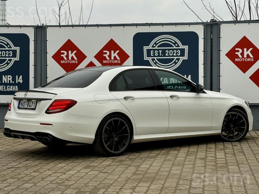 Balts Mercedes-Benz E 350 2016 Jelgava, ar dzinēja tilpumu 3.00 L un nobraukumu 279 tūkst. km par 26900 €, foto 9 vietnē AUTOMOTO.COM.LV