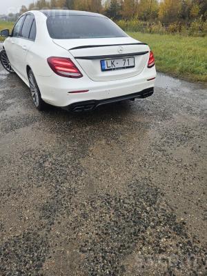 Balts Mercedes-Benz E 350 2016 Jelgava, ar dzinēja tilpumu 3.00 L un nobraukumu 209 tūkst. km par 24800 €, foto 2 vietnē AUTOMOTO.COM.LV