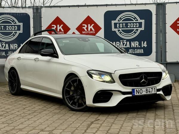 Белый Мерседес E 350 2016 в Елгава, объемом двигателя 3.00 л и пробегом 279 тыс. км за 25900 €, фото 2 на AUTOMOTO.COM.LV