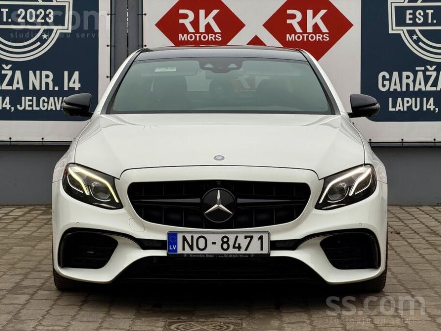 Белый Мерседес E 350 2016 в Елгава, объемом двигателя 3.00 л и пробегом 279 тыс. км за 25900 €, фото 6 на AUTOMOTO.COM.LV