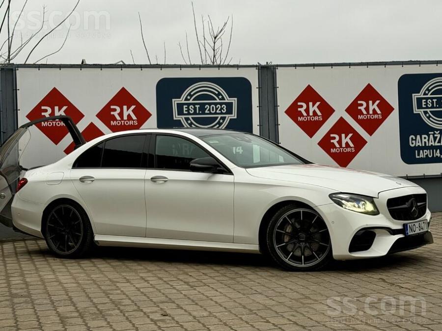 Белый Мерседес E 350 2016 в Елгава, объемом двигателя 3.00 л и пробегом 279 тыс. км за 25900 €, фото 9 на AUTOMOTO.COM.LV