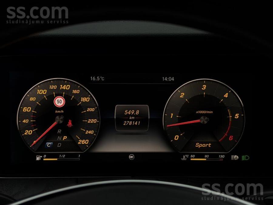 Белый Мерседес E 350 2016 в Елгава, объемом двигателя 3.00 л и пробегом 279 тыс. км за 25900 €, фото 29 на AUTOMOTO.COM.LV