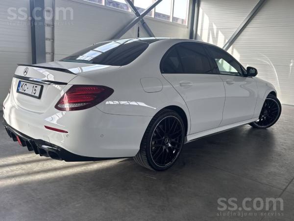 Balts Mercedes-Benz E 350 2016 Jēkabpils, ar dzinēja tilpumu 3.00 L un nobraukumu 240 tūkst. km par 26000 €, foto 3 vietnē AUTOMOTO.COM.LV