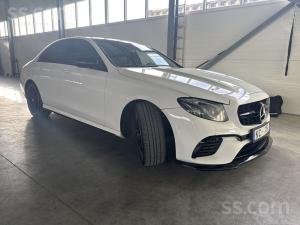 Белый Мерседес E 350 2016 в Екабпилс, объемом двигателя 3.00 л и пробегом 240 тыс. км за 26000 €, фото 5 на AUTOMOTO.COM.LV