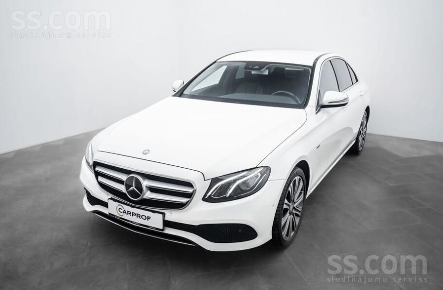 White Mercedes-Benz E 350 2016 in Tallinn, with an engine capacity of 2.00 L and mileage of 200 thousand km for 15999 €, photo 1 on AUTOMOTO.COM.LV