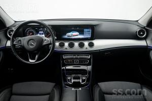 White Mercedes-Benz E 350 2016 in Tallinn, with an engine capacity of 2.00 L and mileage of 200 thousand km for 15999 €, photo 3 on AUTOMOTO.COM.LV