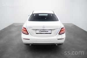 White Mercedes-Benz E 350 2016 in Tallinn, with an engine capacity of 2.00 L and mileage of 200 thousand km for 15999 €, photo 7 on AUTOMOTO.COM.LV