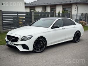 White Mercedes-Benz E 350 2016 in Jelgava, with an engine capacity of 3.00 L and mileage of 284 thousand km for 23500 €, photo  on AUTOMOTO.COM.LV