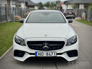 White Mercedes-Benz E 350 2016 in Jelgava, with an engine capacity of 3.00 L and mileage of 284 thousand km for 23500 €, photo 6 on AUTOMOTO.COM.LV