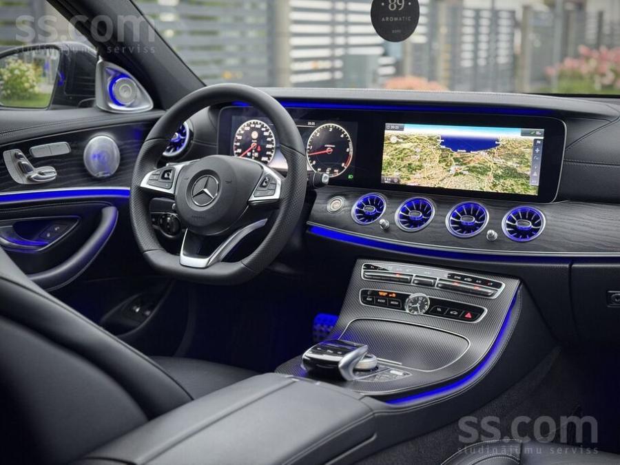 White Mercedes-Benz E 350 2016 in Jelgava, with an engine capacity of 3.00 L and mileage of 284 thousand km for 23500 €, photo 16 on AUTOMOTO.COM.LV