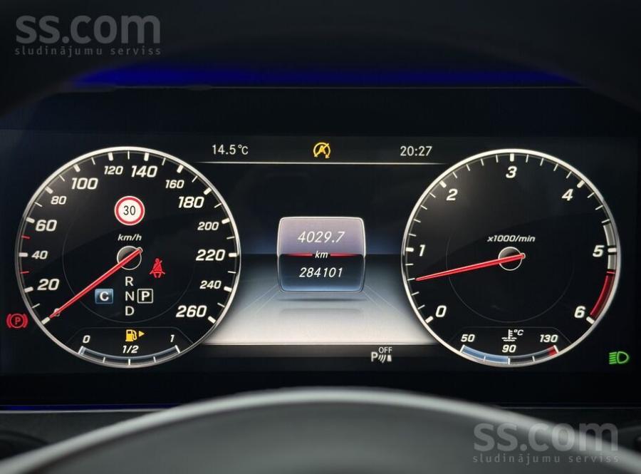White Mercedes-Benz E 350 2016 in Jelgava, with an engine capacity of 3.00 L and mileage of 284 thousand km for 23500 €, photo 21 on AUTOMOTO.COM.LV