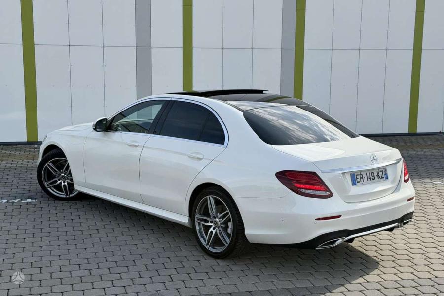 Balts Mercedes-Benz E 350 2017 Tauragė, ar dzinēja tilpumu 2.99 L un nobraukumu 288 tūkst. km par 16500 €, foto 26 vietnē AUTOMOTO.COM.LV