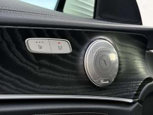 Balts Mercedes-Benz E 350 2017 Tauragė, ar dzinēja tilpumu 2.99 L un nobraukumu 288 tūkst. km par 16500 €, foto 32 vietnē AUTOMOTO.COM.LV