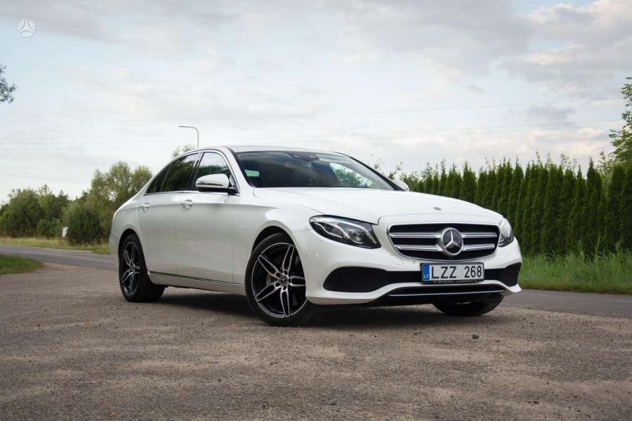 White Mercedes-Benz E 350 2017 in Elektrenai, with an engine capacity of 2.99 L and mileage of 175 thousand km for 23400 €, photo 1 on AUTOMOTO.COM.LV