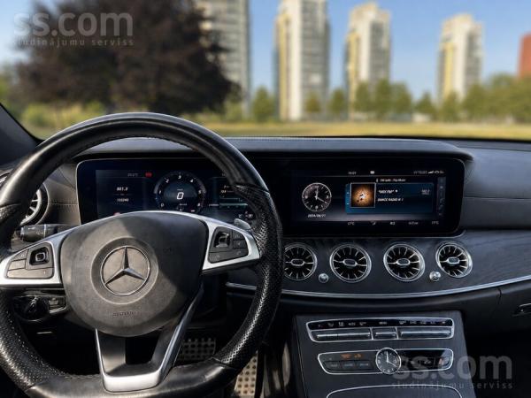 White Mercedes-Benz E 350 2017 in Riga, with an engine capacity of 3.00 L and mileage of 133 thousand km for 24900 €, photo 6 on AUTOMOTO.COM.LV