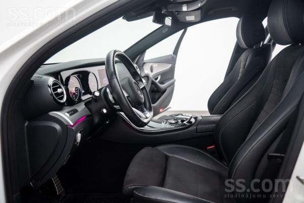 White Mercedes-Benz E 350 2018 in Tallinn, with an engine capacity of 2.00 L and mileage of 112 thousand km for 19999 €, photo 9 on AUTOMOTO.COM.LV
