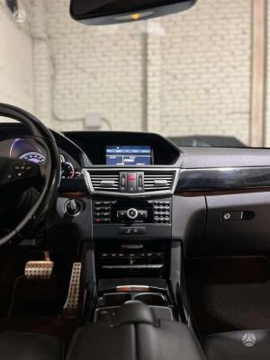 Balts Mercedes-Benz E 350 2010 Klaipėda, ar dzinēja tilpumu 2.99 L un nobraukumu 174 tūkst. km par 9999 €, foto 28 vietnē AUTOMOTO.COM.LV