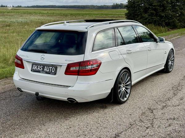 White Mercedes-Benz E 350 2011 in Vilkaviskis, with an engine capacity of 2.99 L and mileage of 333 thousand km for 7700 €, photo 5 on AUTOMOTO.COM.LV