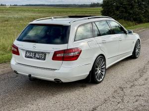 White Mercedes-Benz E 350 2011 in Vilkaviskis, with an engine capacity of 2.99 L and mileage of 333 thousand km for 7700 €, photo 5 on AUTOMOTO.COM.LV