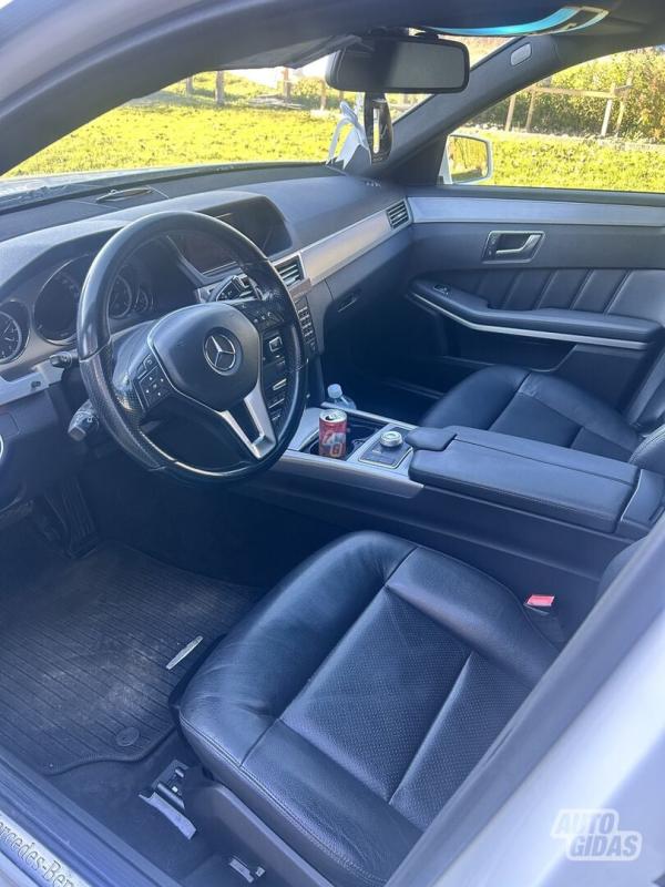 Balts Mercedes-Benz E 350 2012 Klaipėda, ar dzinēja tilpumu 3.00 L un nobraukumu 370 tūkst. km par 8500 €, foto 4 vietnē AUTOMOTO.COM.LV