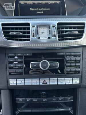 White Mercedes-Benz E 350 2012 in Klaipeda, with an engine capacity of 3.00 L and mileage of 292 thousand km for 9700 €, photo 15 on AUTOMOTO.COM.LV