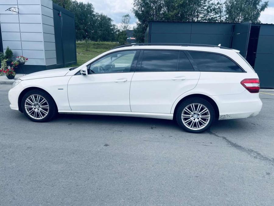 White Mercedes-Benz E 350 2012 in Vilnius, with an engine capacity of 3.50 L and mileage of 523 thousand km for 3100 €, photo 7 on AUTOMOTO.COM.LV