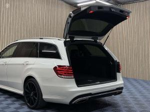Balts Mercedes-Benz E 350 2013 Marijampole, ar dzinēja tilpumu 2.99 L un nobraukumu 335 tūkst. km par 12200 €, foto 14 vietnē AUTOMOTO.COM.LV