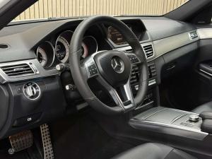 Balts Mercedes-Benz E 350 2013 Marijampole, ar dzinēja tilpumu 2.99 L un nobraukumu 335 tūkst. km par 12200 €, foto 27 vietnē AUTOMOTO.COM.LV