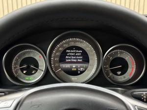 Balts Mercedes-Benz E 350 2013 Marijampole, ar dzinēja tilpumu 2.99 L un nobraukumu 335 tūkst. km par 12200 €, foto 30 vietnē AUTOMOTO.COM.LV