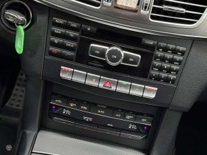 Balts Mercedes-Benz E 350 2013 Marijampole, ar dzinēja tilpumu 2.99 L un nobraukumu 335 tūkst. km par 12200 €, foto 33 vietnē AUTOMOTO.COM.LV