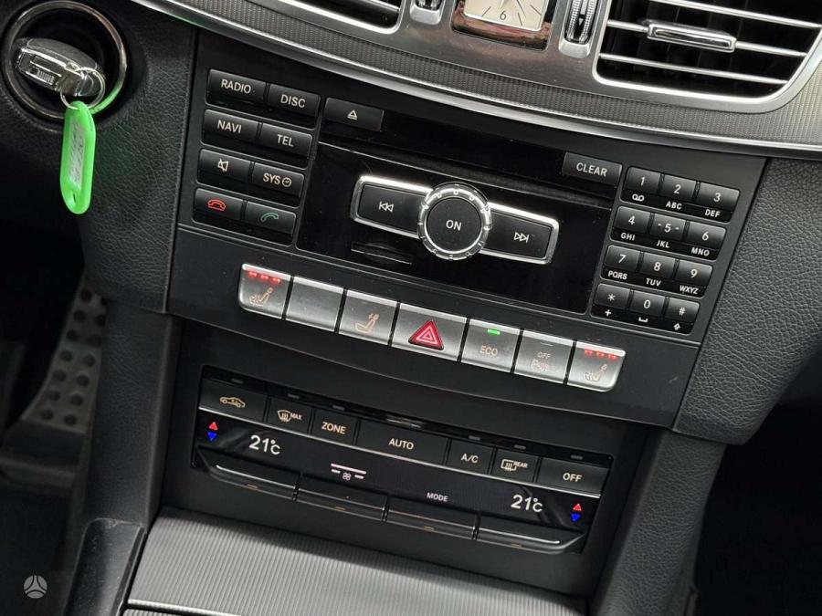 Balts Mercedes-Benz E 350 2013 Marijampole, ar dzinēja tilpumu 2.99 L un nobraukumu 335 tūkst. km par 12200 €, foto 33 vietnē AUTOMOTO.COM.LV